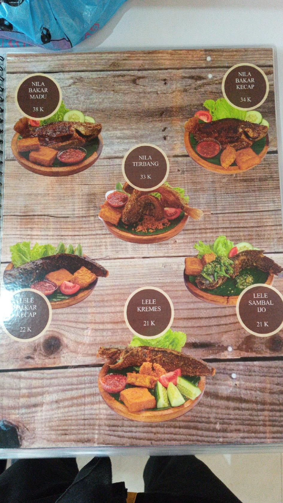Menu at M'PENYET & S'CENDOL restaurant, Balikpapan