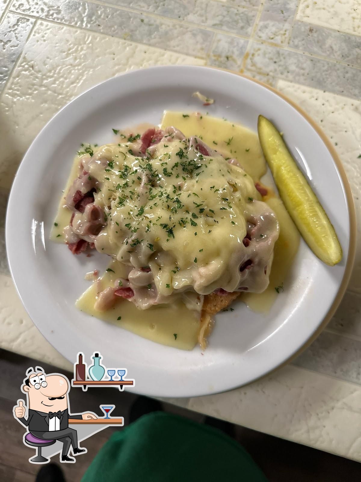 Kelly's Tavern, Bluffton - Restaurant menu, prices and reviews