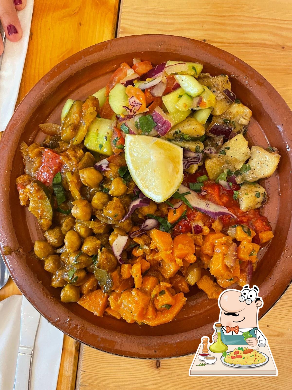 Gamila Cantine Marocaine restaurant, Paris, 25 Rue Godot de Mauroy ...