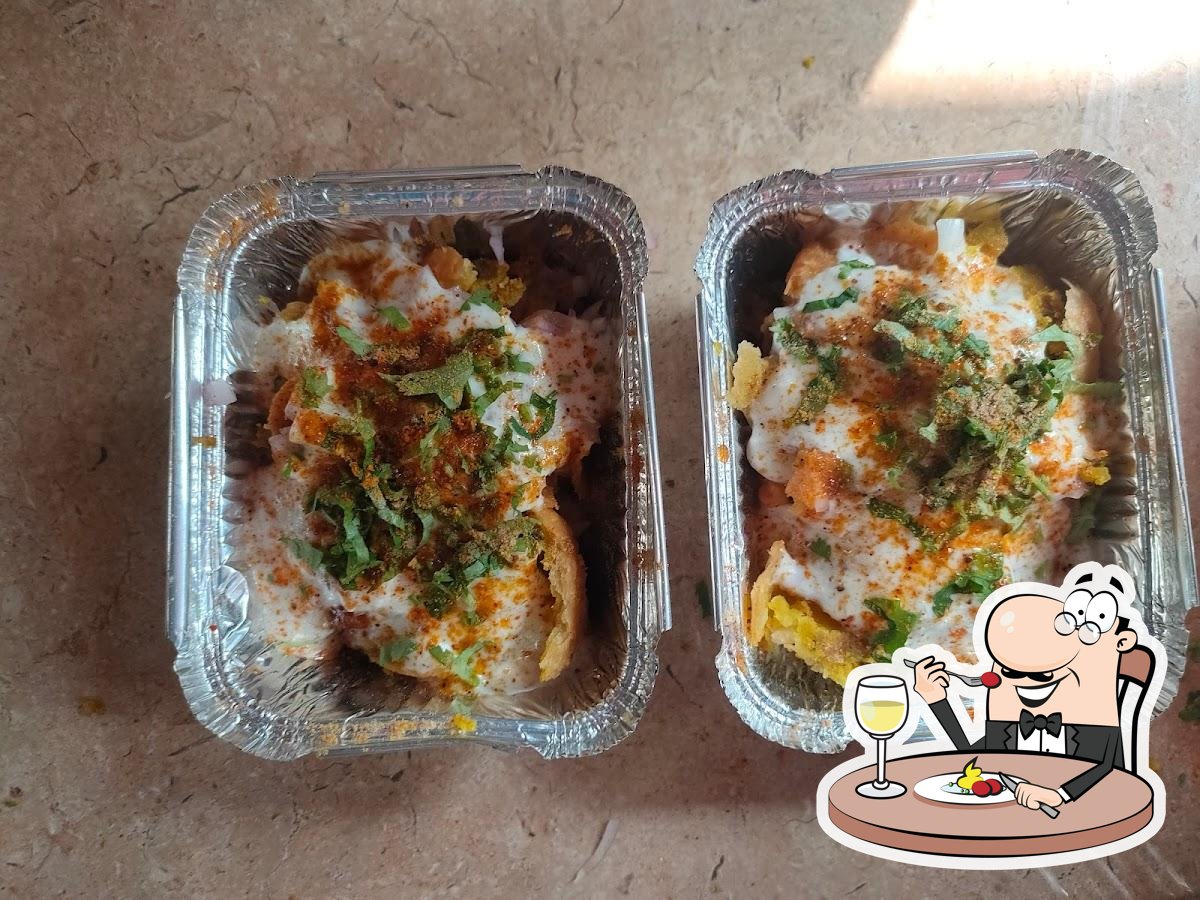 Aaswad - Sweet and Spicy Hub - Best Ragda Samosa / Petis / Misal Pav ...