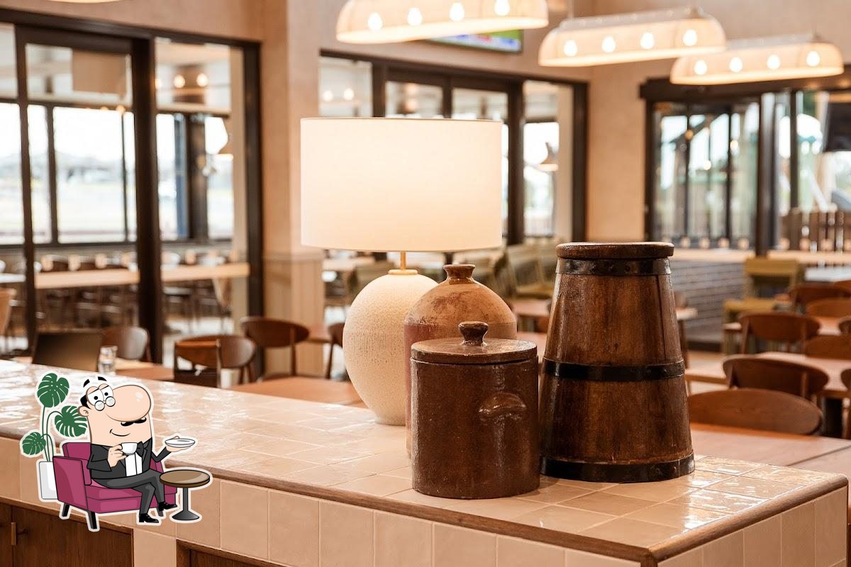 The Plough & Ale, Calderwood - Restaurant menu, prices and reviews
