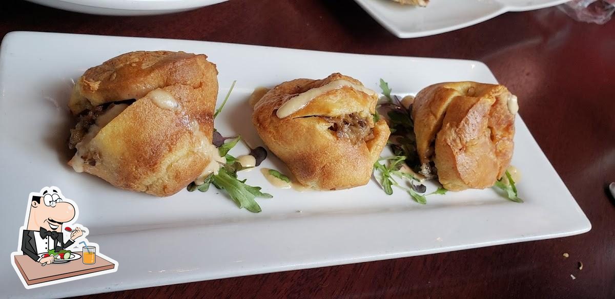 Bay Pointe Waterfront Restaurant in Quincy - Restaurant menu and reviews