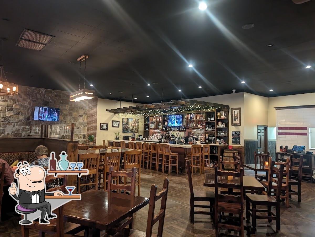 GrapeVine's Casual Italian Dining, Dahlonega - Restaurant menu, prices ...