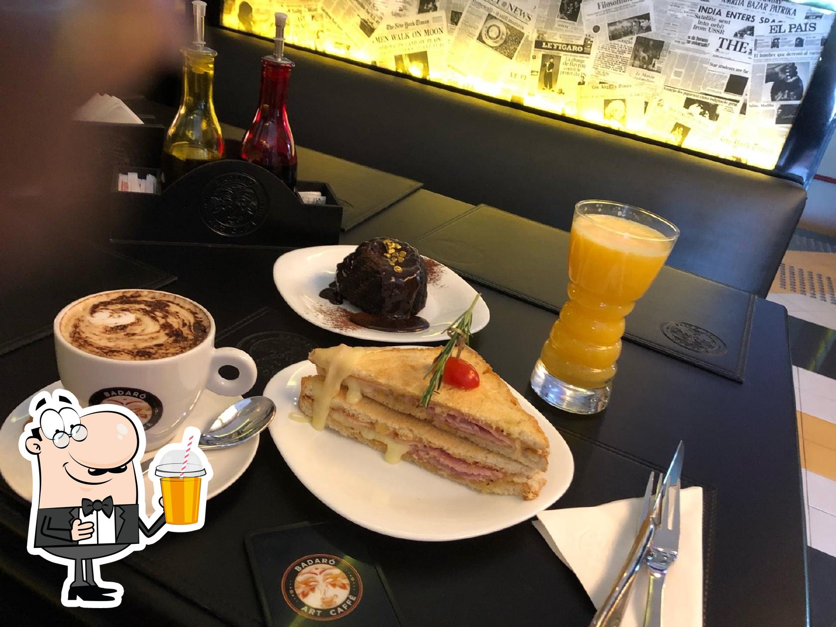 Badaró Art Caffé pub & bar, São Paulo, R. Líbero Badaró - Restaurant ...