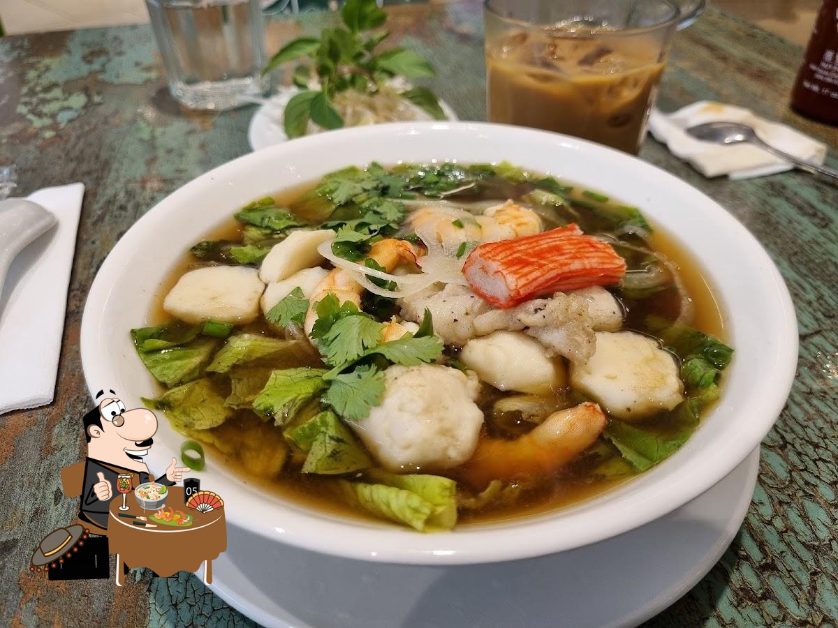 Pho Hoa - BGC Uptown Mall restaurant, Taguig, H343+MQ2 - Restaurant reviews