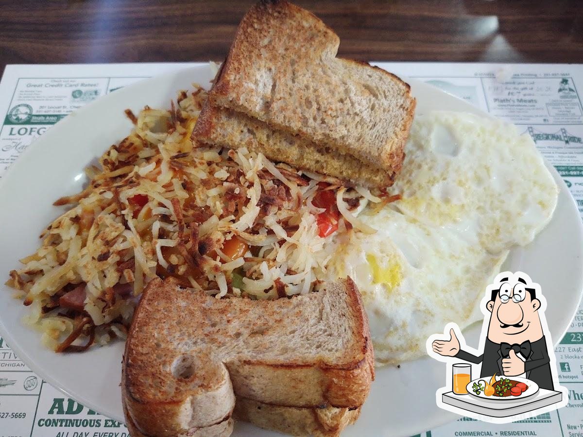 Step Inn in Cheboygan - Restaurant menu and reviews