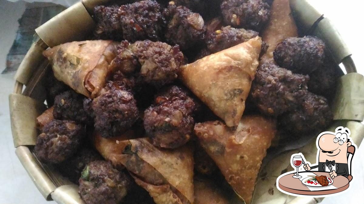 NEW FAMOUS SAMOSA HOUSE, Ahmedabad, Mirzapur Rd - Restaurant reviews