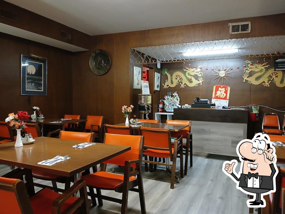 Lee's Village Restaurant, Beausejour - Restaurant menu, prices and reviews