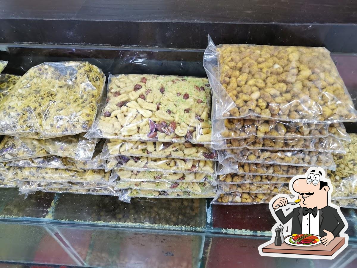 Mohan Bhog Sweets, Lucknow - Restaurant reviews