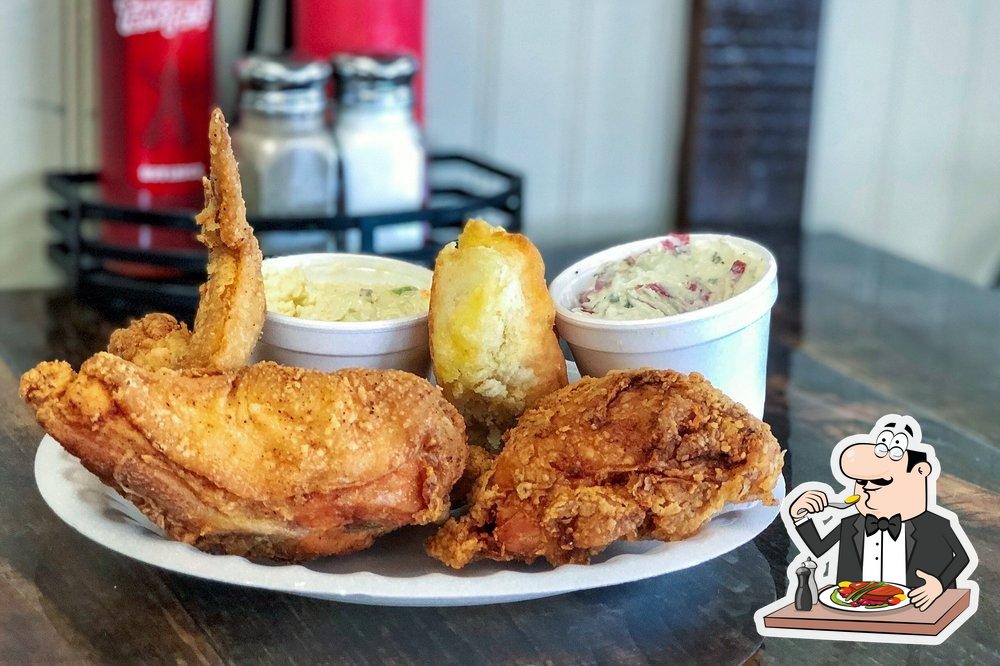 Hathaways Fried Chicken in Monroe - Restaurant menu and reviews