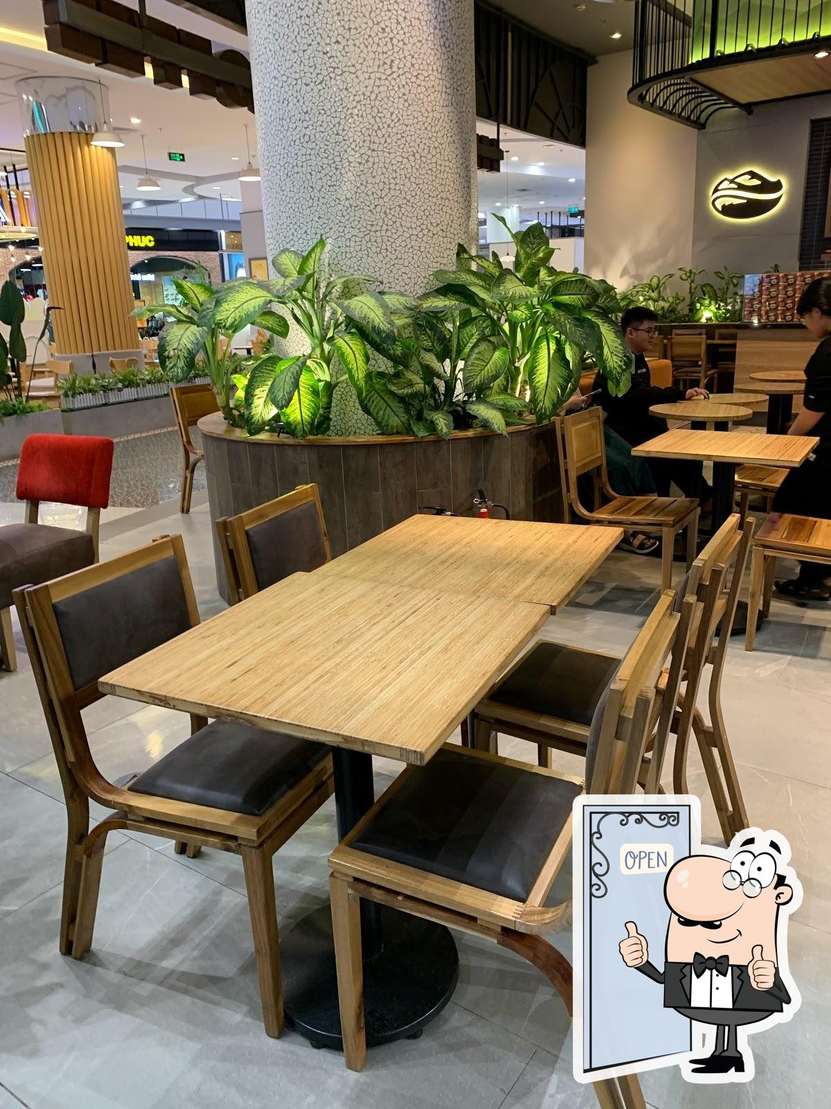 Highlands Coffee AEON Mall Hải Phòng cafe, Hai Phong - Restaurant reviews
