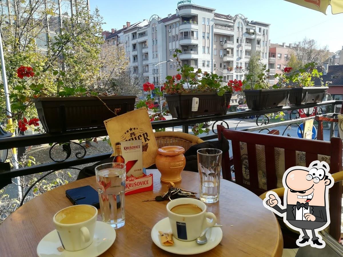 Square Caffe cafe, Novi Sad - Restaurant reviews