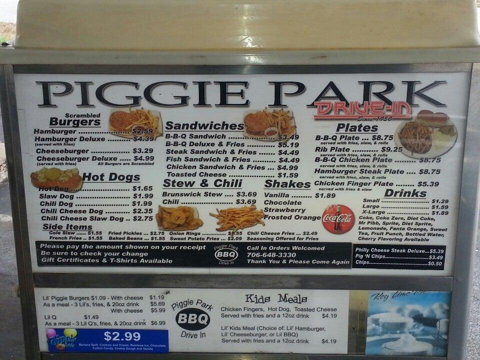 Menu at Piggie Park fast food, Thomaston, US-19