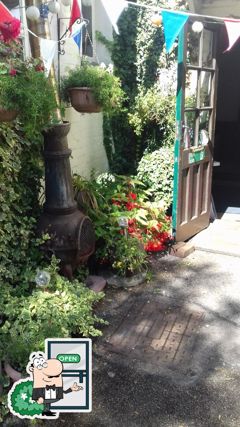 The Lilley Arms in Luton - Restaurant reviews