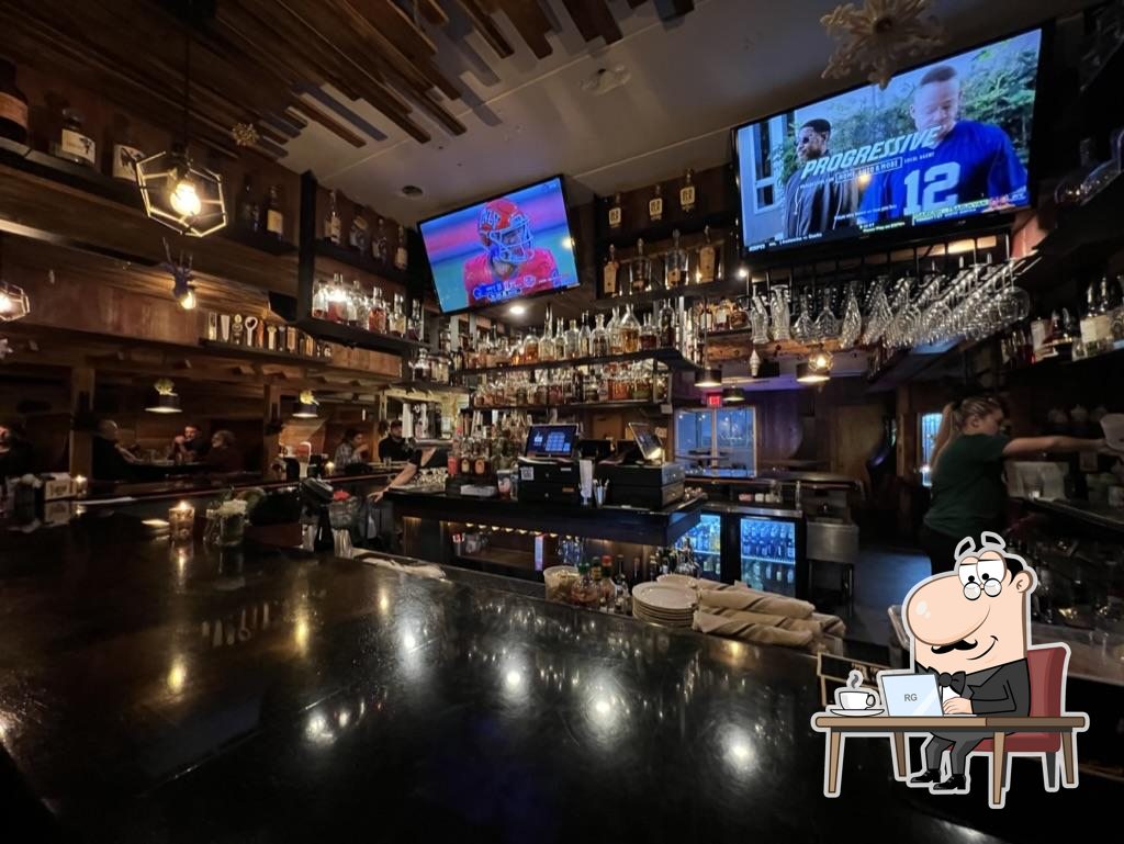 Bass Bay Brewhouse, Muskego - Restaurant menu, prices and reviews