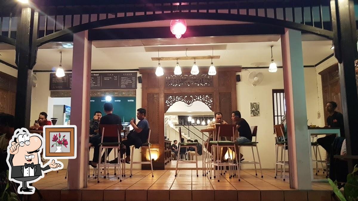 Koneksi Kopi cafe, Blitar - Restaurant reviews