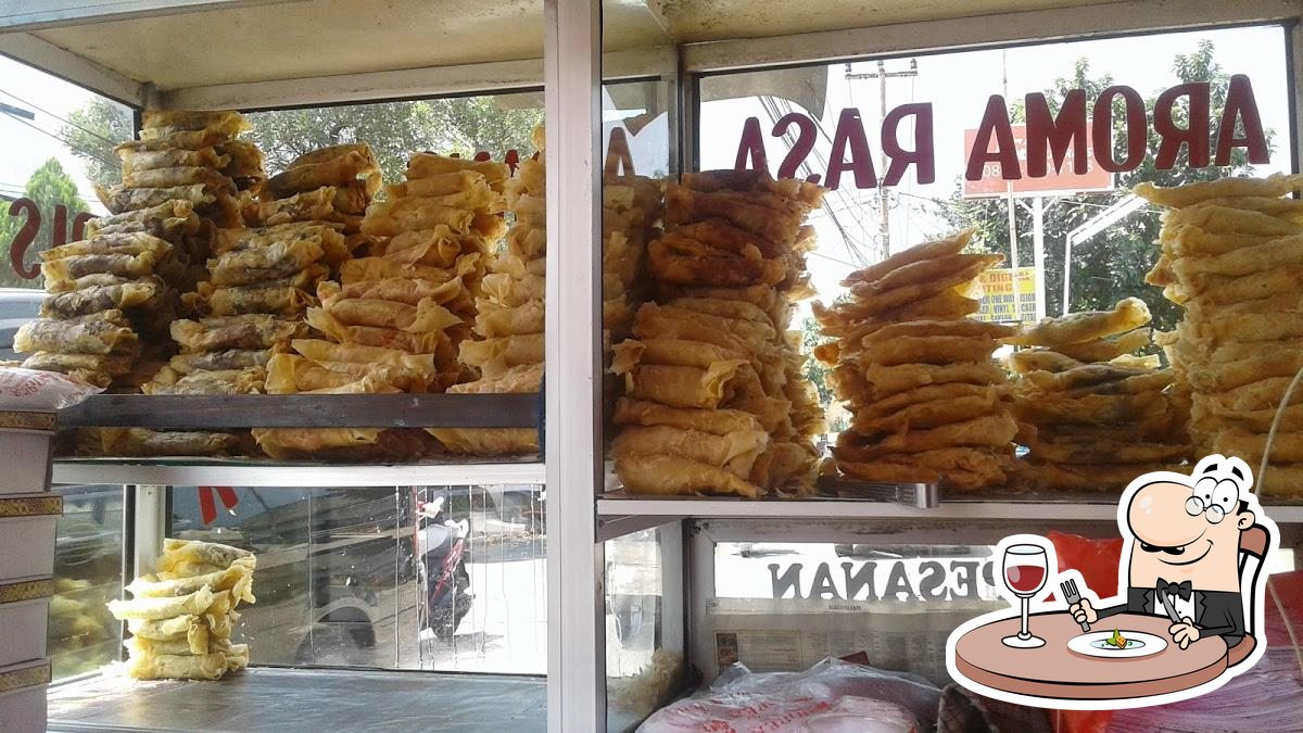 Piscok Aroma Rasa Khas Aris restaurant, Depok