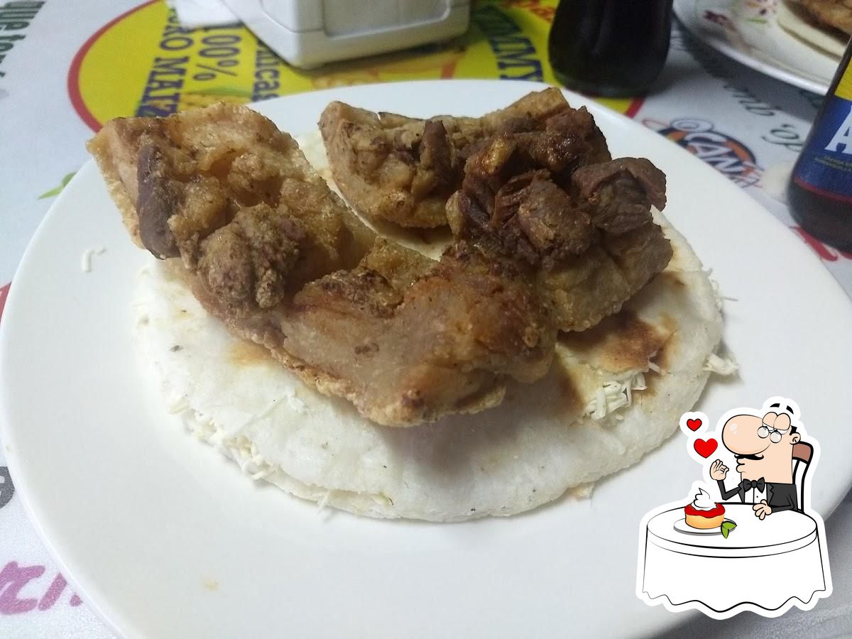 Arepas Ocañeras 100% de maíz DONDE YIMMY restaurant, Cúcuta ...