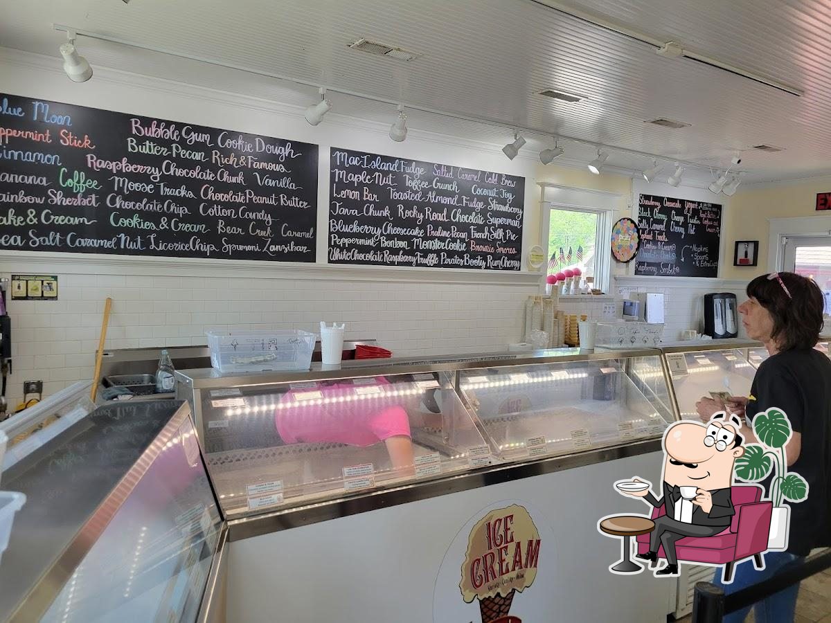 Nelson's Ice Cream in Stillwater - Restaurant menu and reviews