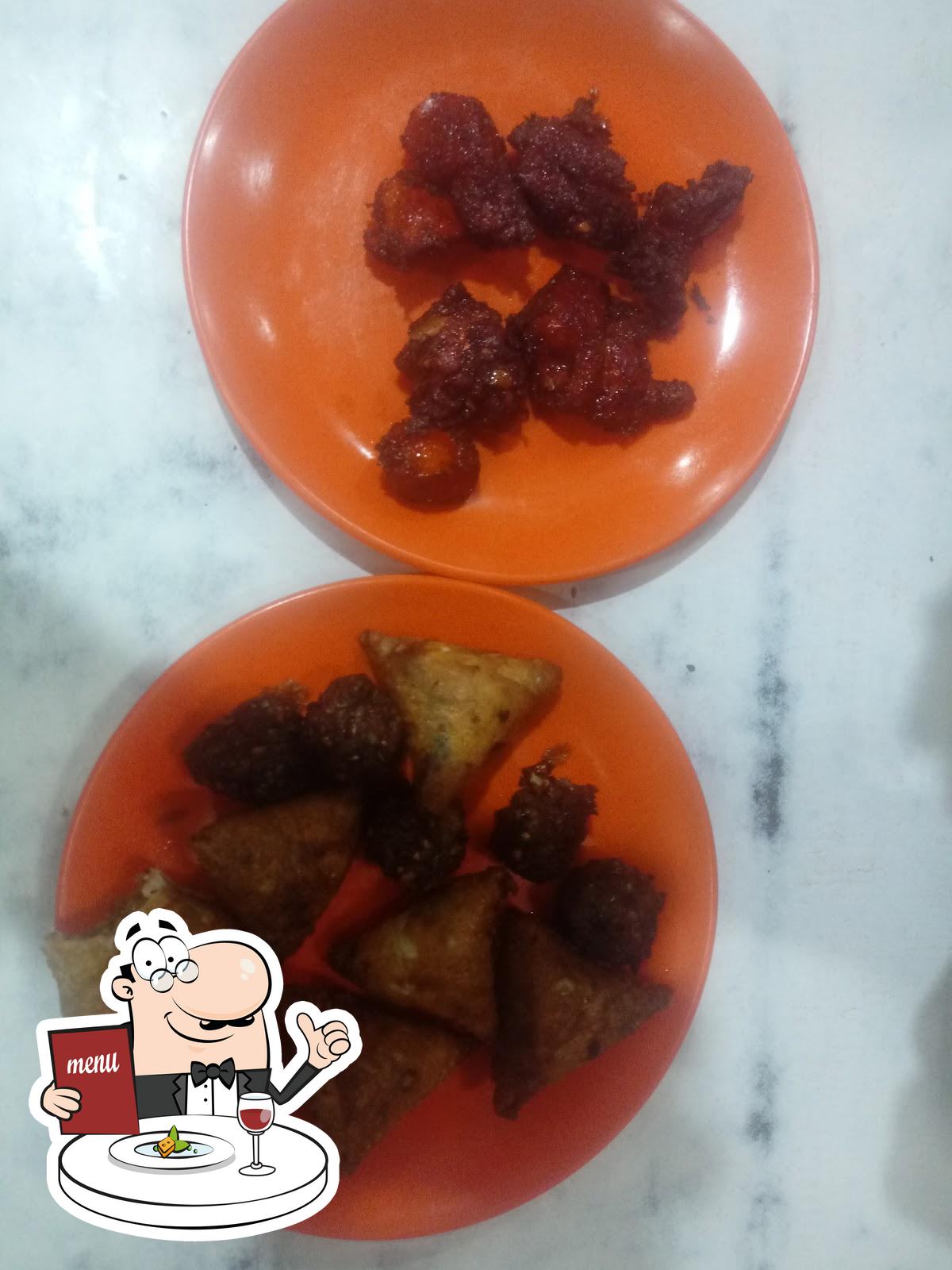 Bera Samosa Corner بیرا سموسہ کارنر, Ahmedabad, XGVG+738 - Restaurant ...