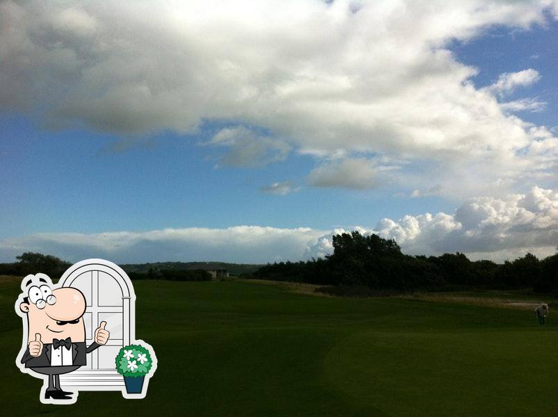 Machynys Bar & Brasserie, Machynys Peninsula Golf Club in Llanelli ...