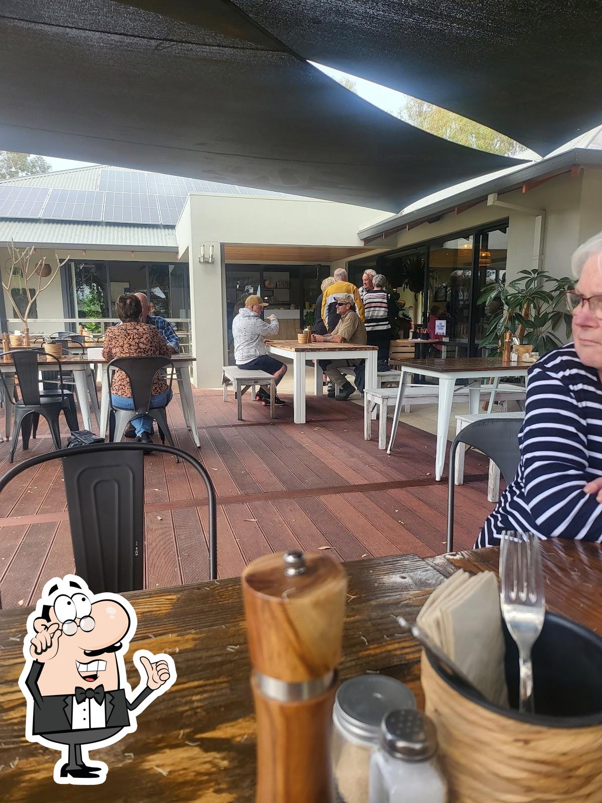 Café Chérie Pinjarra, Pinjarra - Restaurant menu, prices and reviews