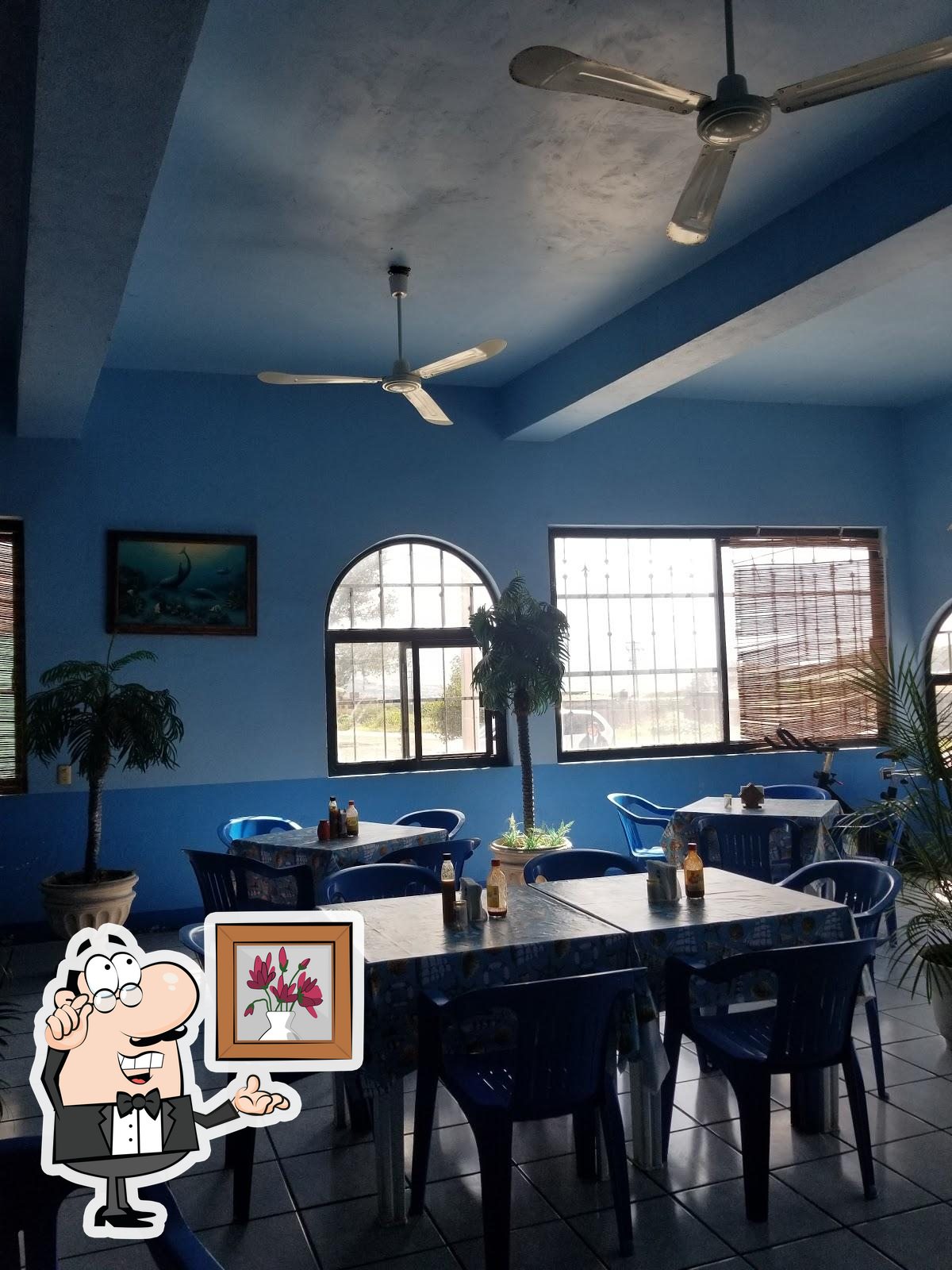Mariscos Playa Azul restaurant, Zináparo
