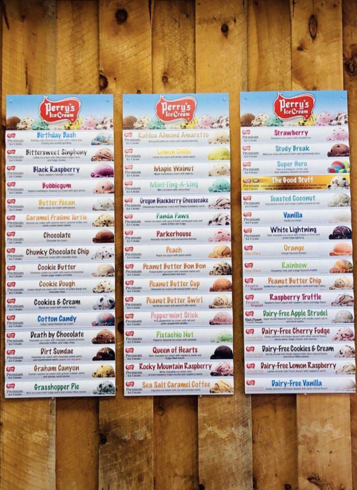 Menu at Scoops Ice Cream Shoppe, Cicero