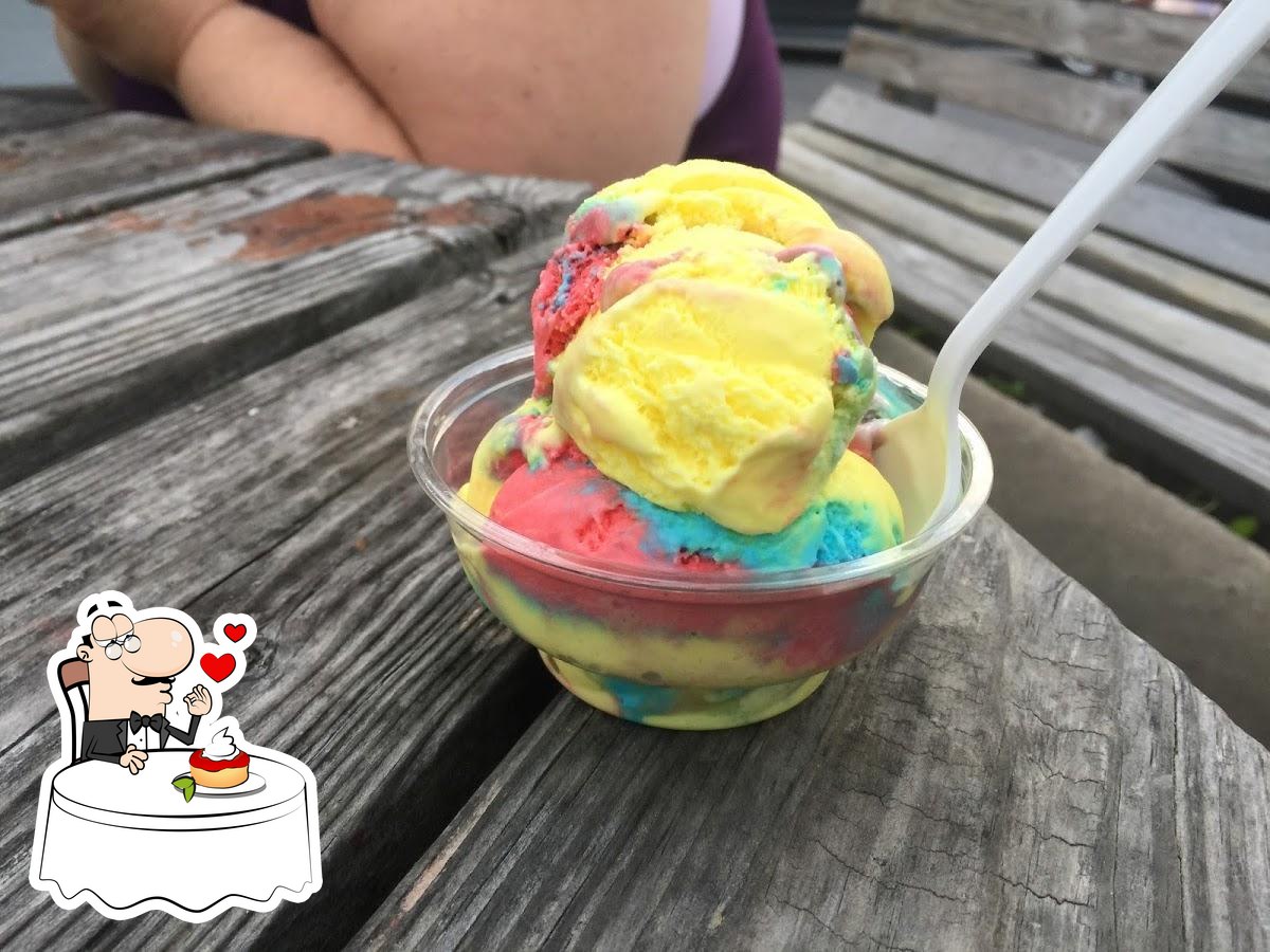 Castle Ice Cream in Clayton - Restaurant menu and reviews