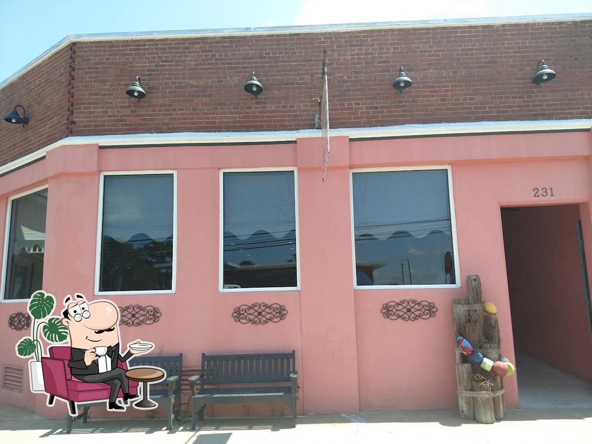 Fish Hooks Cafe, Belhaven - Restaurant menu, prices and reviews