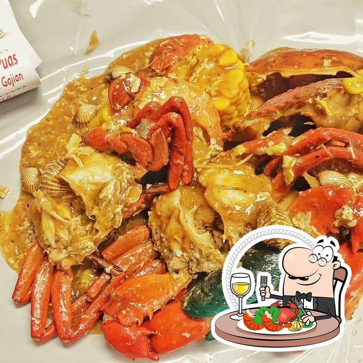 Kepiting Si Capit Merah Taman Kebalen restaurant, Bekasi Regency ...