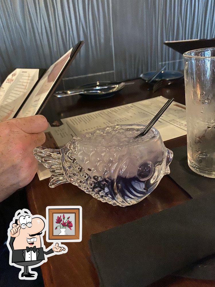 Hush Sushi, Kitchen & Bar, Keller - Restaurant menu, prices and reviews