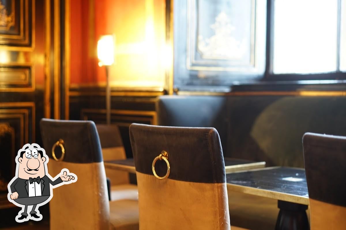 Le Café Marly, Paris, 93 Rue de Rivoli - Restaurant reviews