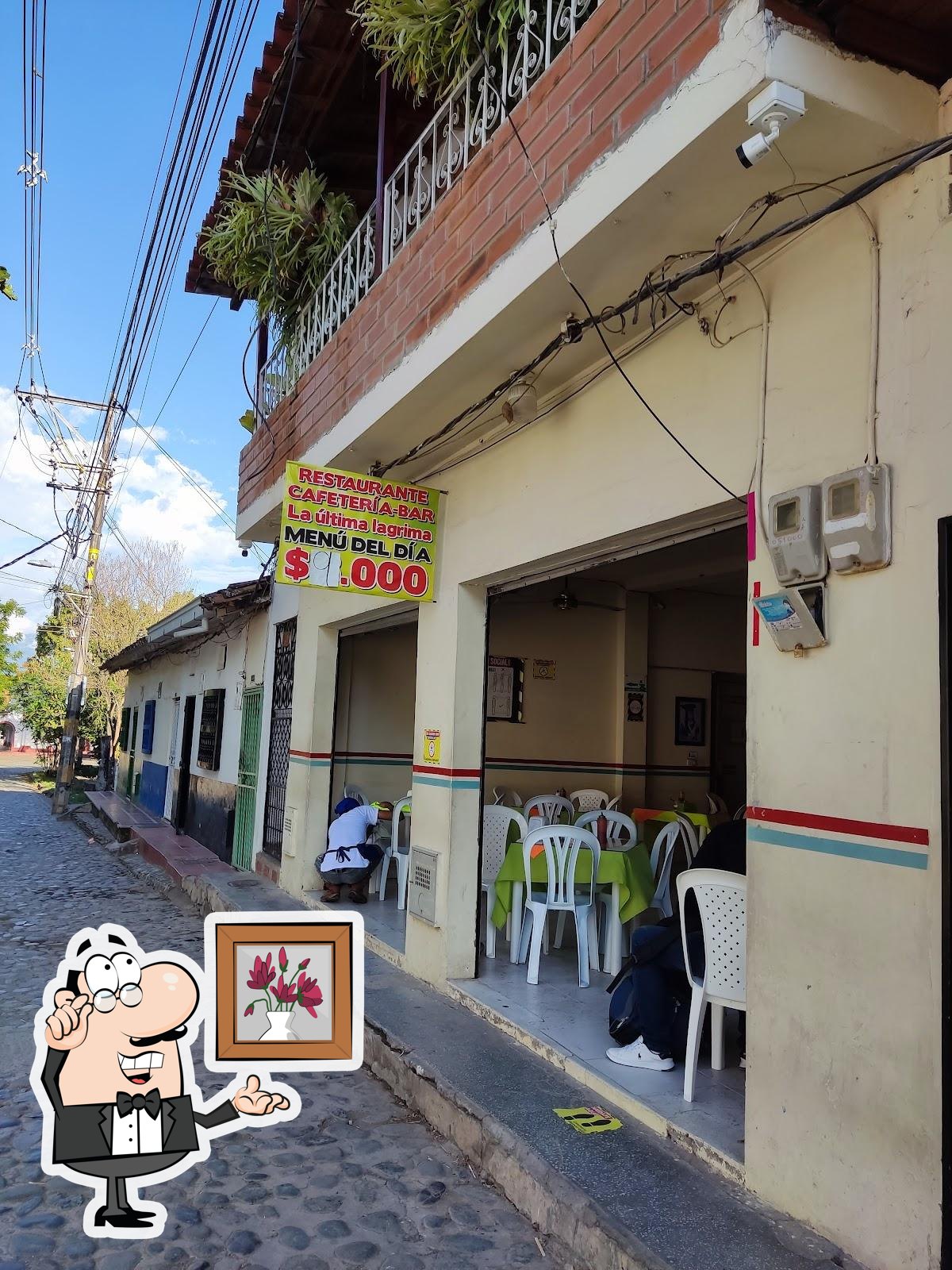 Restaurante cafetería bar la última lágrima, Santa Fe de Antioquia ...