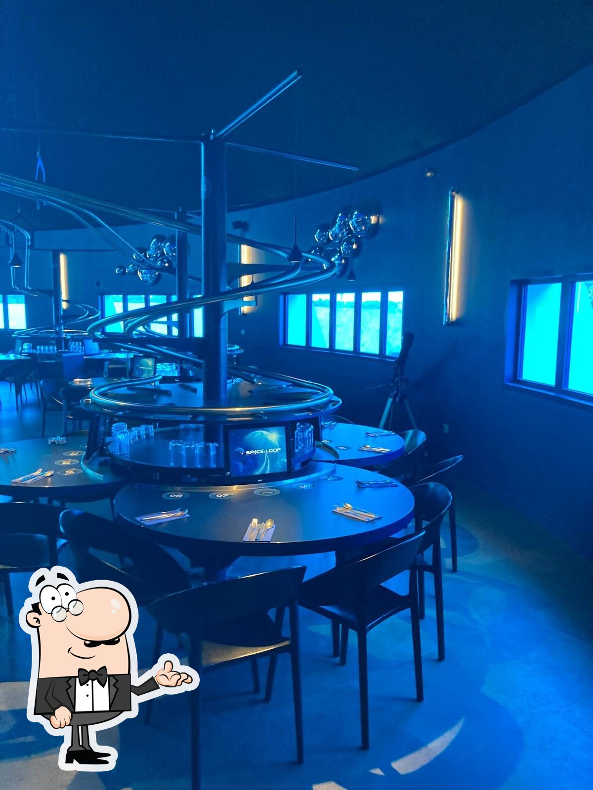 Space Loop Restaurant - Futuroscope, Chasseneuil-du-Poitou - Menu du ...