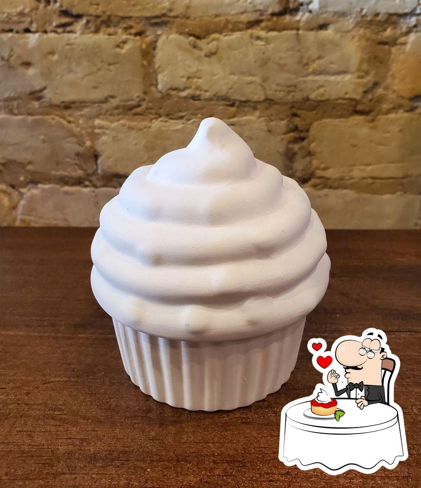 Muggs Coffee Bar & Clay Room in Strathroy - Restaurant reviews