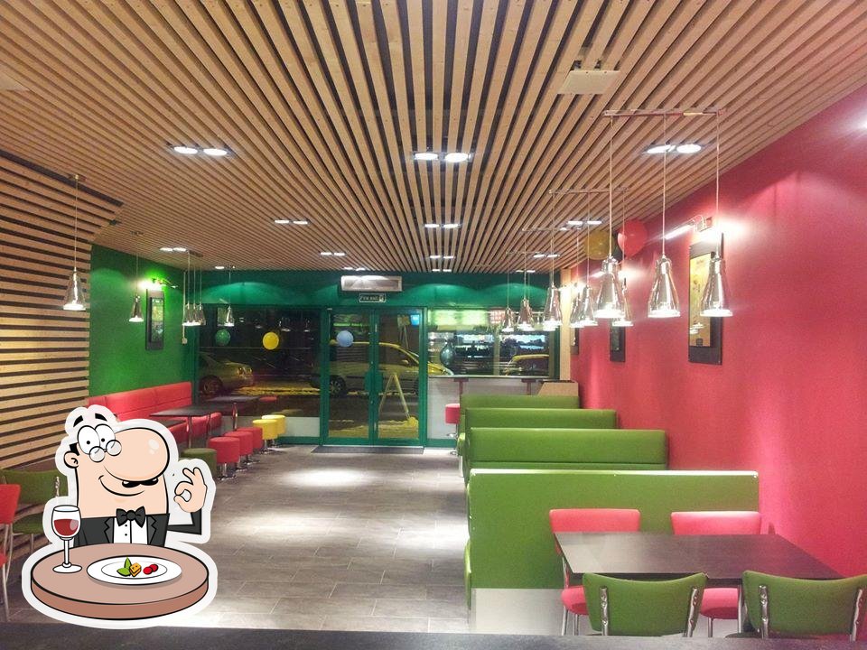 Restaurante Peri Peri Chicken Original, Slough, 246 Farnham Rd ...