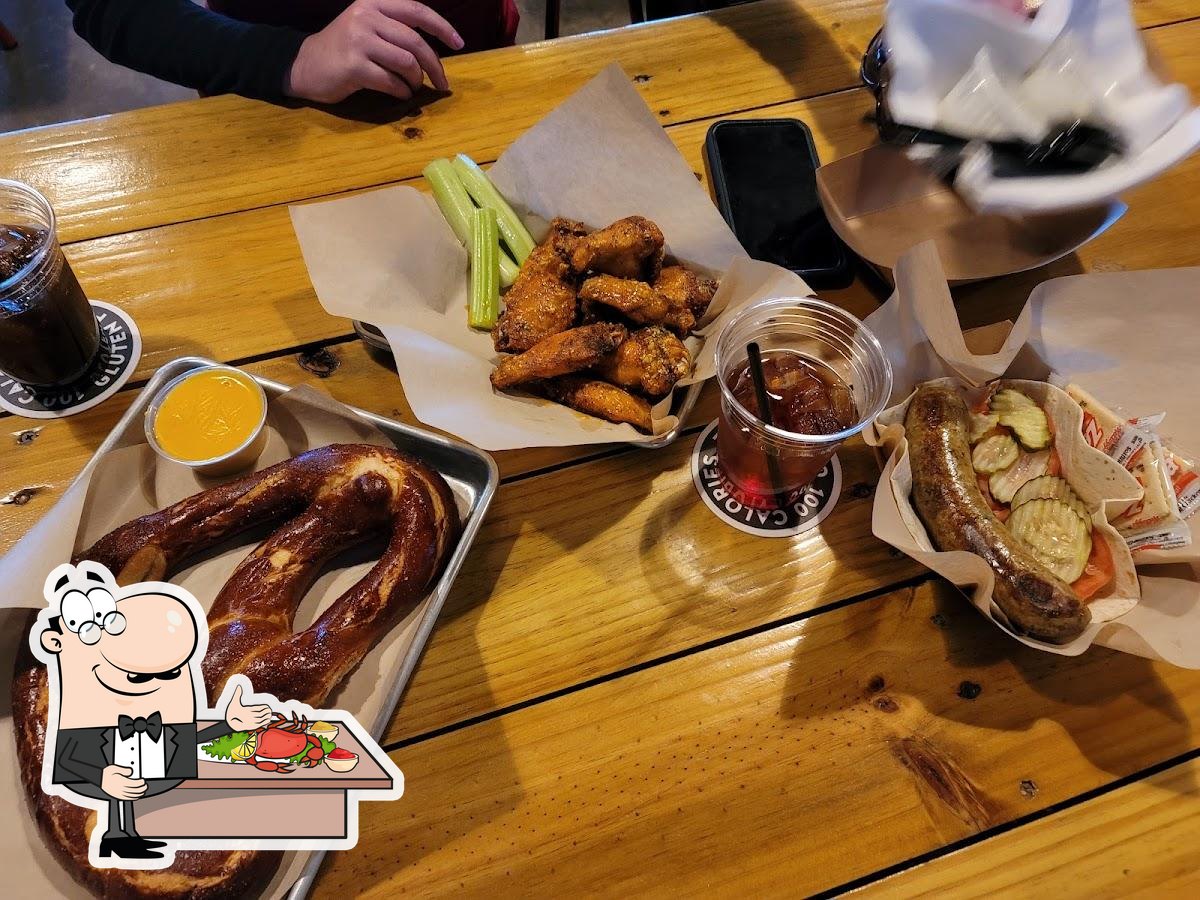 Sawyer Park Icehouse in Spring - Restaurant reviews