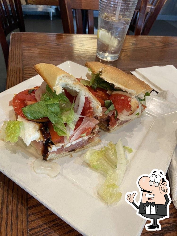 Roberto's Ristorante & Pizzeria The Villages FL, 2468 Burnsed Blvd in ...