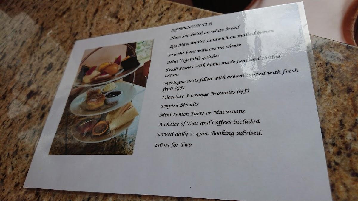 Menu at Monas Of Muckhart cafe, Pool of Muckhart, Main St