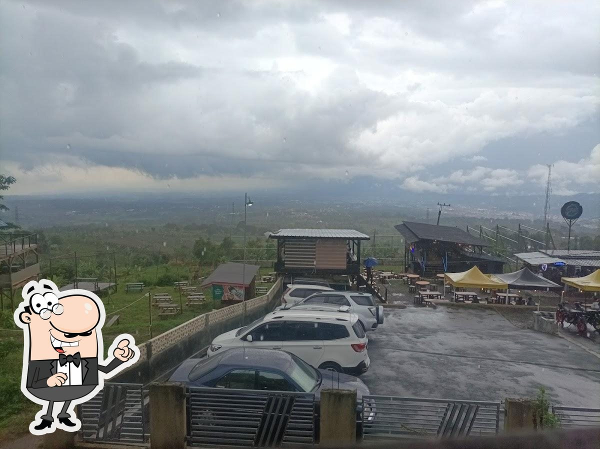 Warkop Tower Nia Putri, Kuningan - Opiniones del restaurante