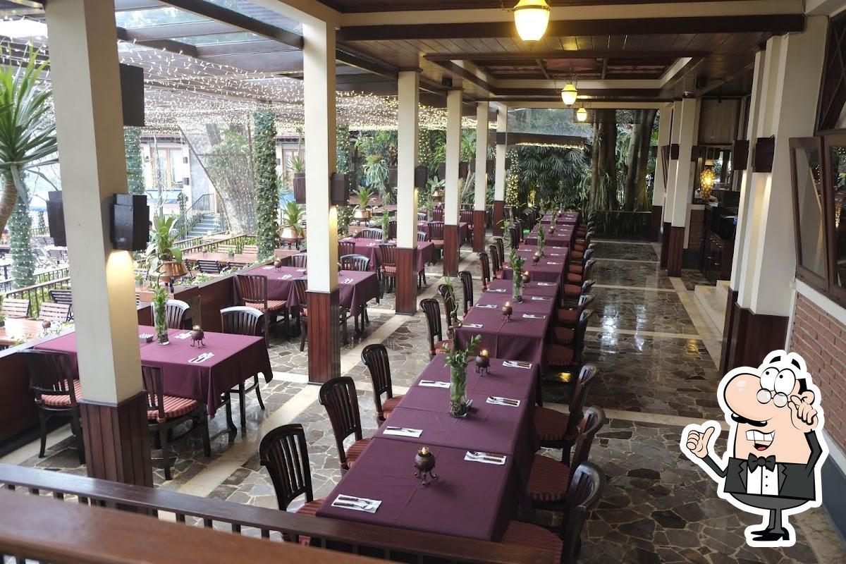 The Valley Bistro Café cafe, Bandung, Pakar - Restaurant reviews