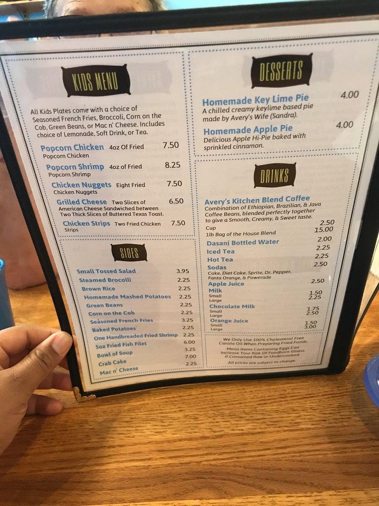 Menu at Avery's Kitchen restaurant, New Braunfels