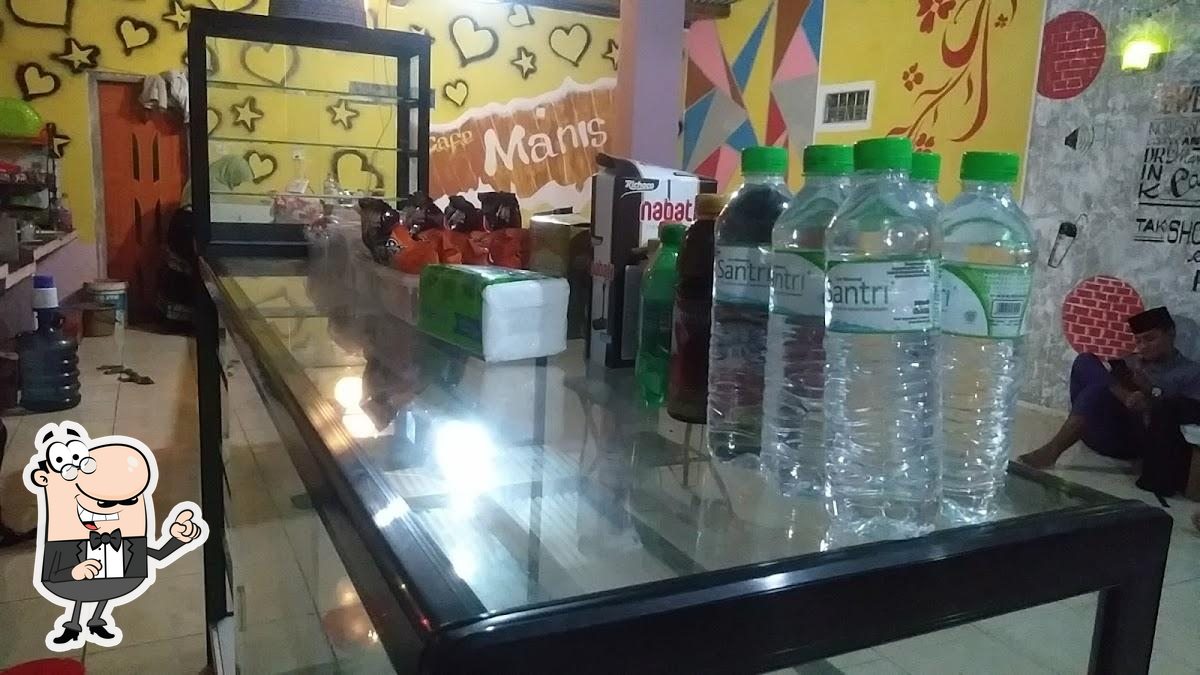 Cafe MANIS, Buduran - Restaurant reviews