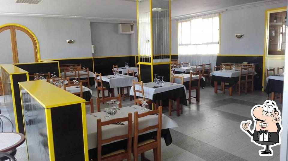 Cafeteria-bar La Piedra in Alcolea del Pinar