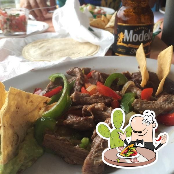 Dos Chíles restaurant, Puerto Aventuras, Centro Comercial Marina ...