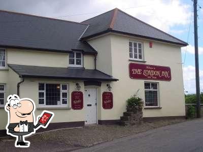 The London Inn, Morchard Road in Crediton - Restaurant reviews