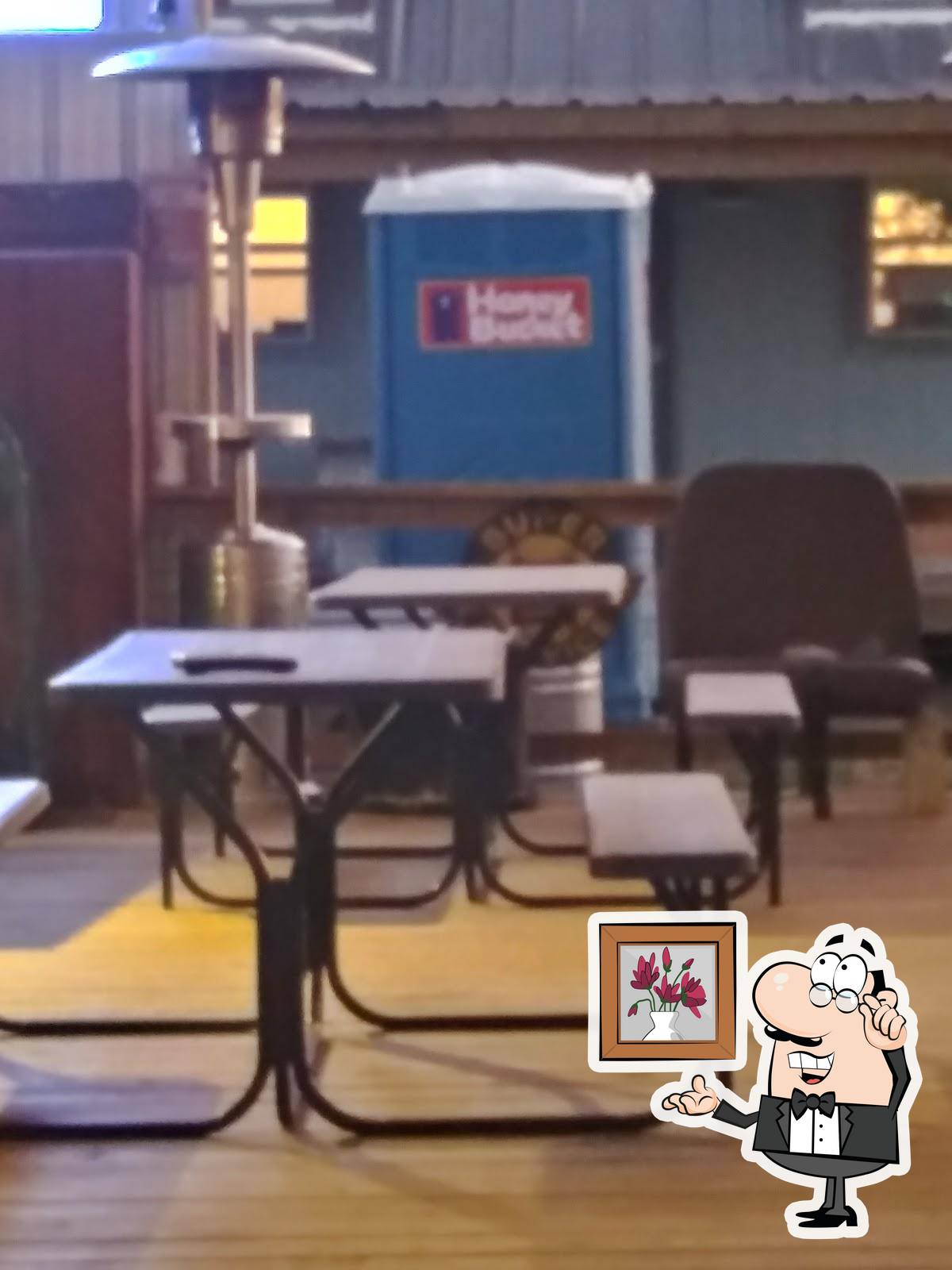 Roosters Wing Shack in Luling - Restaurant reviews
