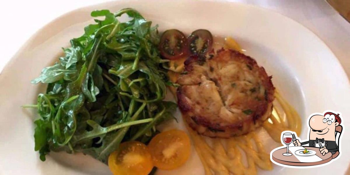 Le Charlot, 19 E 69th St in West New York - Restaurant menu and reviews