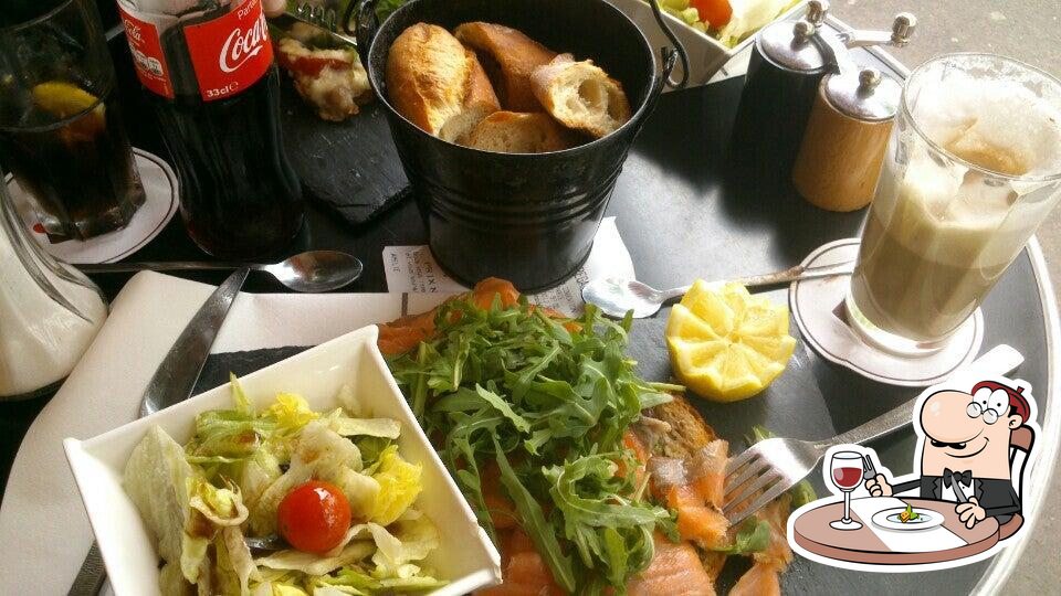 Le Régalia cafe, Paris - Restaurant reviews